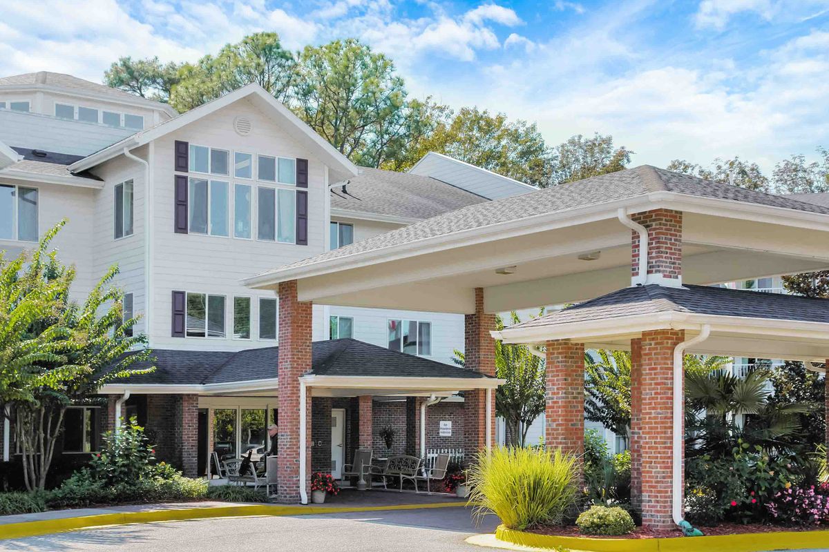 The 4 Best Independent Living Communities in Wilmington, NC | Seniorly