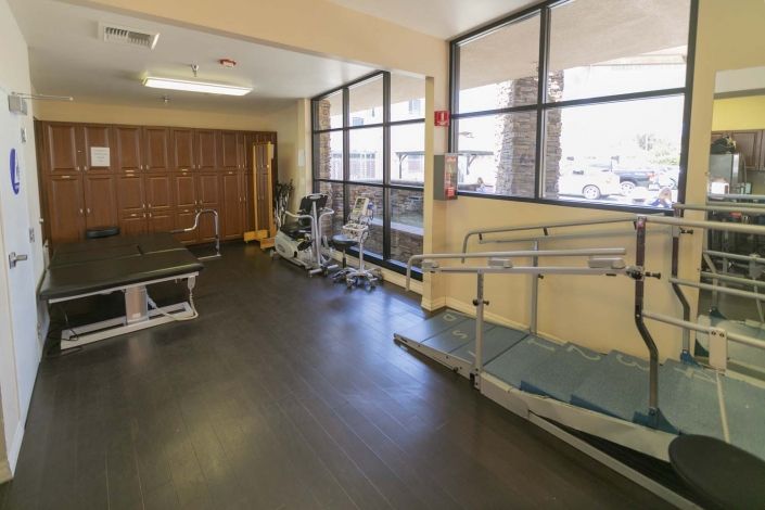 Santa Fe Heights Healthcare Center (UPDATED) - Get Pricing in Compton, CA