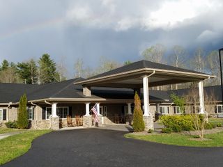 Cranberry House - Pricing, Photos & Amenities in Newland, NC - Seniorly