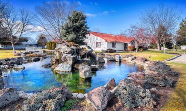 Willowbrook (UPDATED) - Get Pricing & See 6 Photos in Garden City, ID