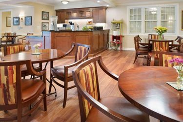 The Bradford Senior Living (UPDATED) - Get Pricing & See 29 Photos in ...