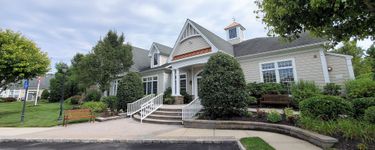 Encore at Lake Grove (UPDATED) - Get Pricing & See 13 Photos in Lake ...