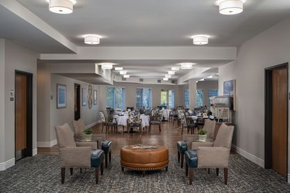 Hart Park Square Senior Living (UPDATED) - Get Pricing, See 33 Photos ...