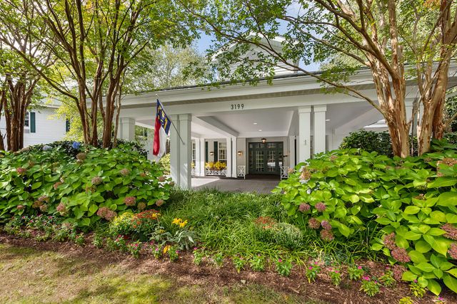 The 20 Best Assisted Living Facilities in Asheville, NC | Seniorly