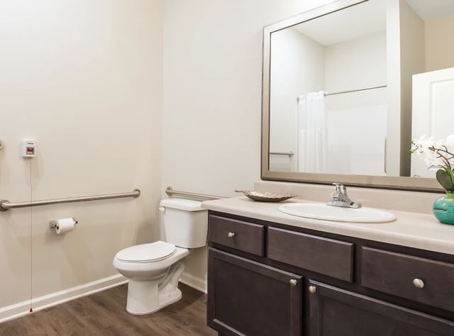 Assisted Living Cost & Reviews | Senior Living Advisors | Seniorly