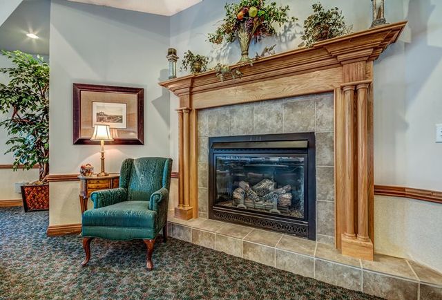 The 19 Best Assisted Living Facilities in Springfield, MO | Seniorly