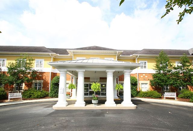 The 11 Best Assisted Living Facilities in Wilmington, NC | Seniorly