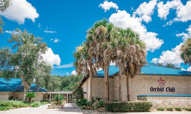 Oak Run - Get Pricing, Photos & Amenities in Ocala, FL - Seniorly