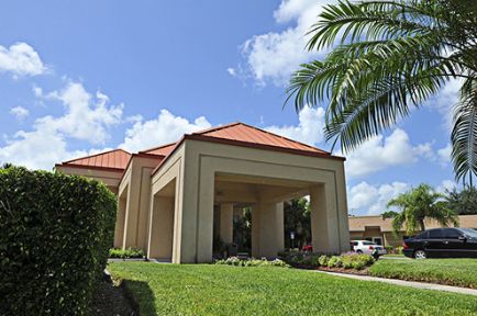 The 20 Best Assisted Living Facilities in Naples, FL | Seniorly