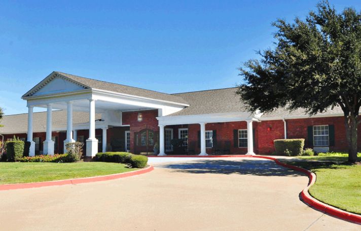 The 20 Best Assisted Living Facilities in Arlington, TX | Seniorly