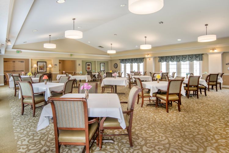 The 10 Best Assisted Living Facilities in Lafayette, LA | Seniorly