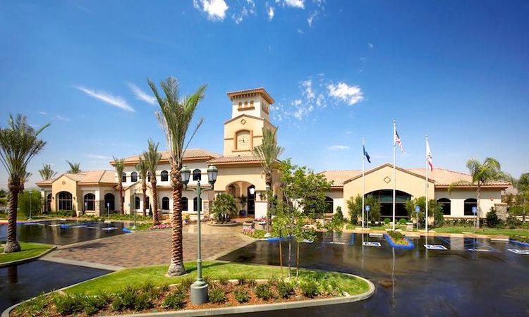 The 5 Best Active Adult Communities (55+) in Hemet, CA | Seniorly