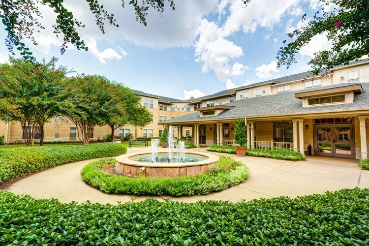 The 12 Best Independent Living Communities in Arlington, TX | Seniorly