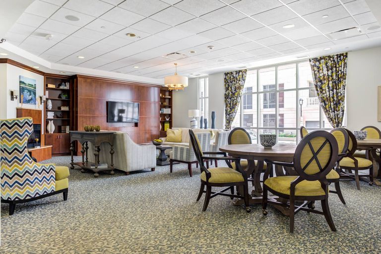 Summit of Uptown (UPDATED) - Get Pricing, See 46 Photos, Read Reviews ...