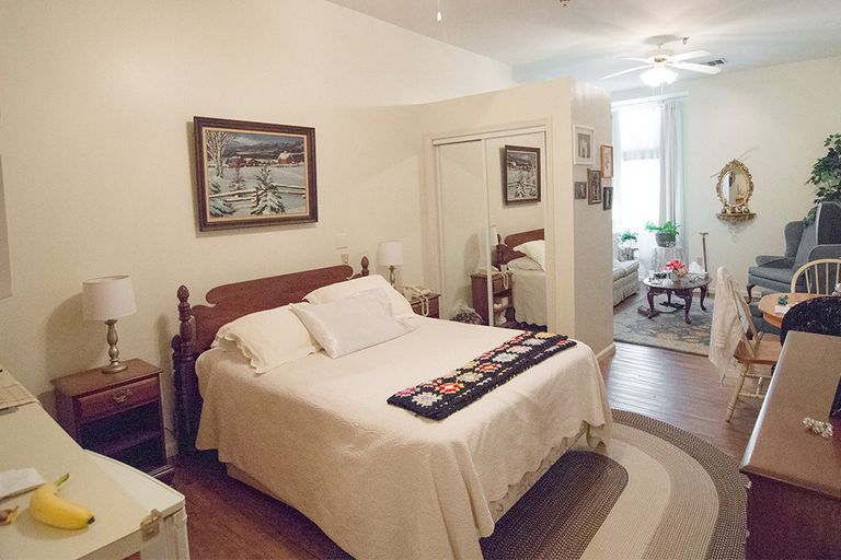 Whitehall Manor (UPDATED) - Get Pricing, See 8 Photos & Read Reviews in ...