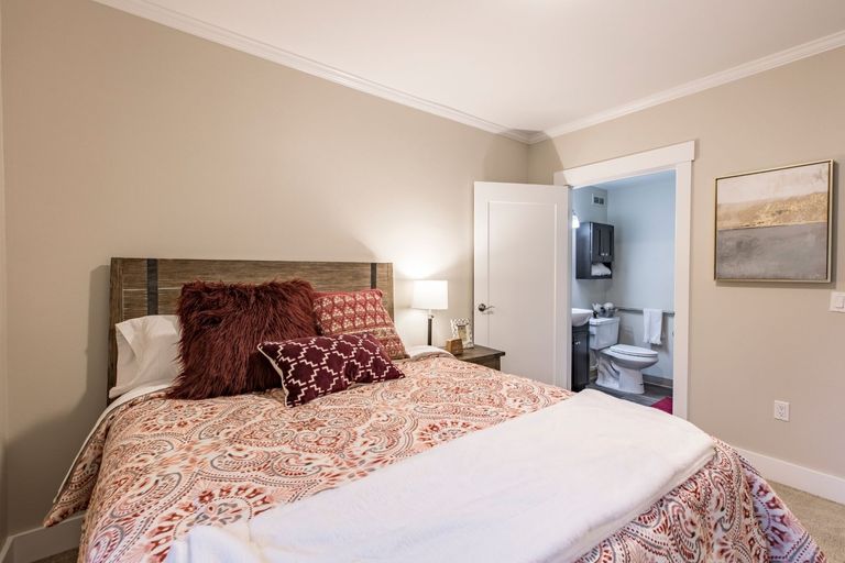 Overlake Terrace Senior & Assisted Living (UPDATED) - Get Pricing, See ...