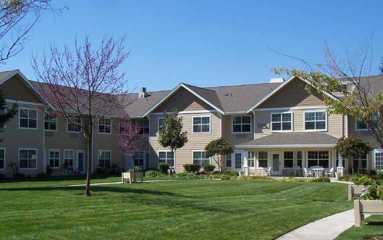 Dale Commons (UPDATED) - Get Pricing, See 20 Photos & See Floor Plans ...