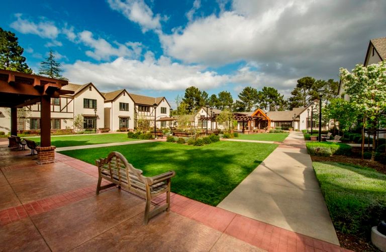 Villa Siena Senior Living Community (UPDATED) - Get Pricing & See 10 ...