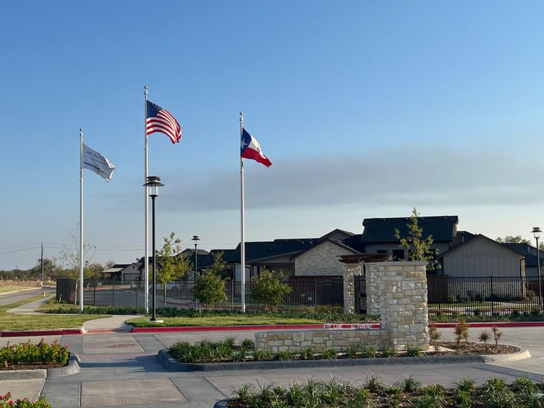 The Outlook at Windhaven - Get Pricing, See 4 Photos & Read Reviews in ...