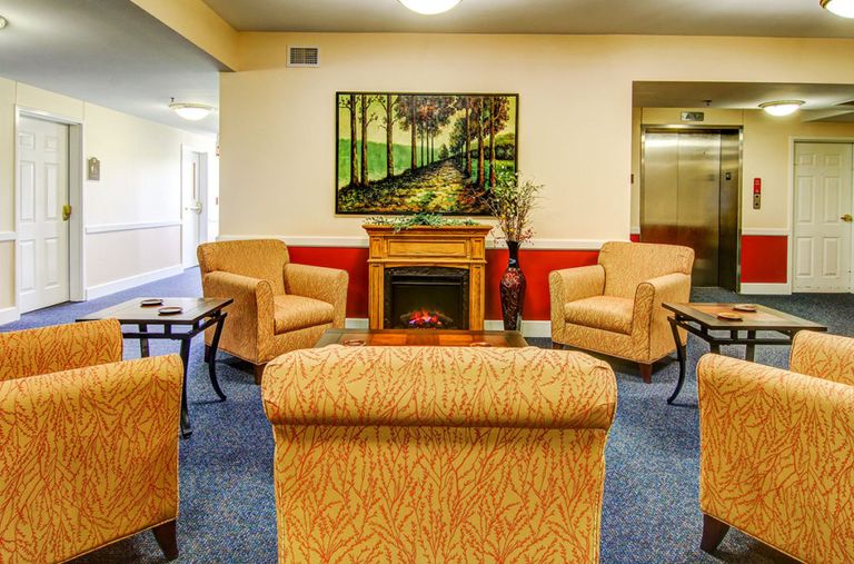 Heisinger Bluffs Senior Living Community (UPDATED) - Get Pricing & See ...