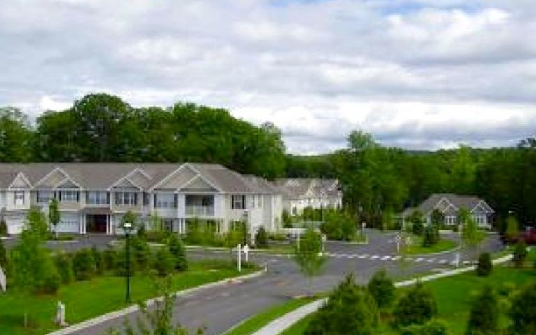 The 15 Best Active Adult Communities (55+) in Connecticut | Seniorly