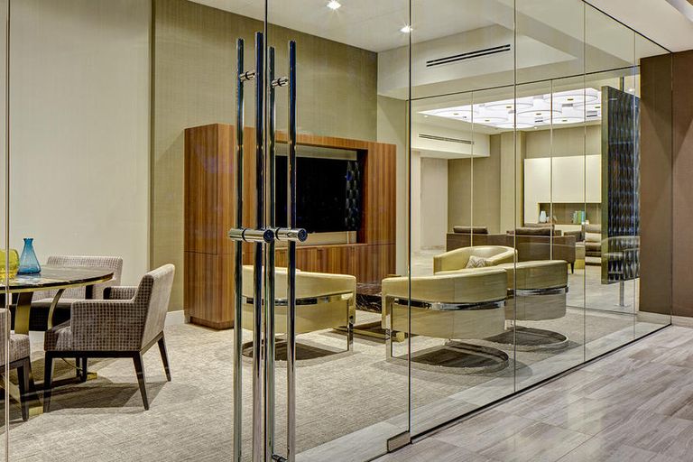 Warren Barr Gold Coast - Pricing, Photos and Floor Plans in Chicago, IL ...