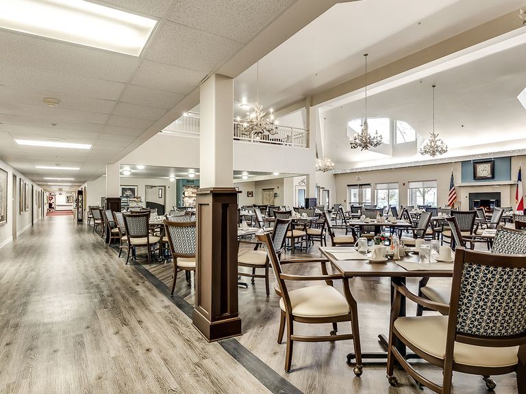 The Bentley - Pricing, Photos and Floor Plans in Dallas, TX | Seniorly