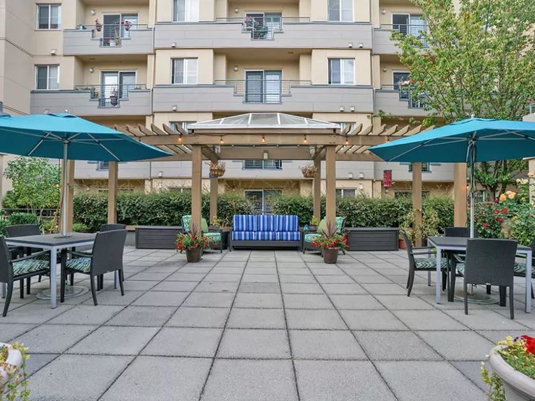 Island House - Pricing, Photos and Floor Plans in Mercer Island, WA ...