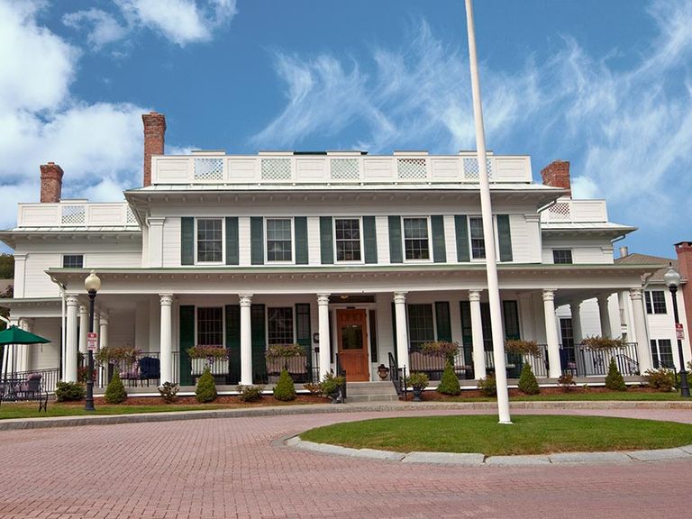 Atria Harborhill - Pricing, Photos and Floor Plans in East Greenwich ...