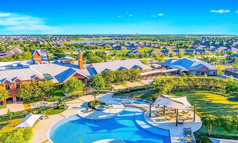 Frisco Lakes - Get Pricing, Photos & Amenities in Frisco, TX - Seniorly