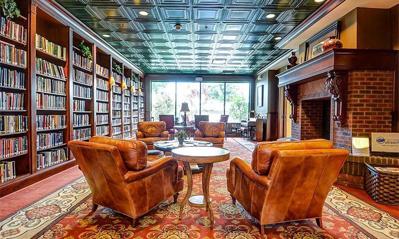 Frisco Lakes - Get Pricing, Photos & Amenities in Frisco, TX - Seniorly