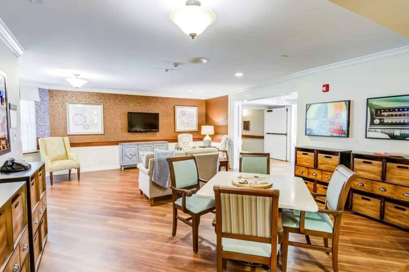 The Pines of Mount Lebanon - Pricing, Photos & Amenities in Pittsburgh ...