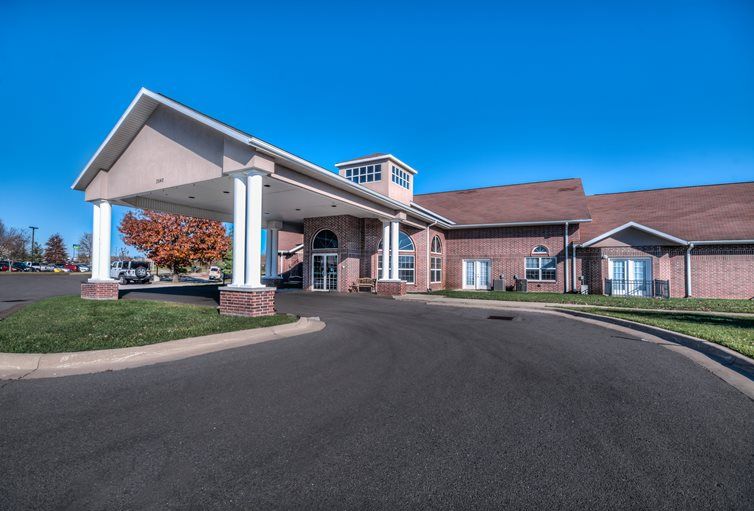 The 19 Best Assisted Living Facilities in Springfield, MO | Seniorly