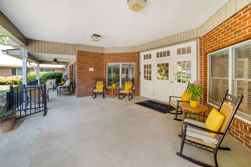 The 20 Best Assisted Living Facilities in Asheville, NC | Seniorly