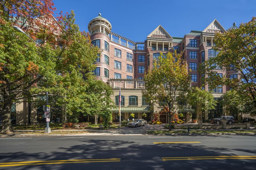 The 4 Best Independent Living Communities in Washington, DC | Seniorly