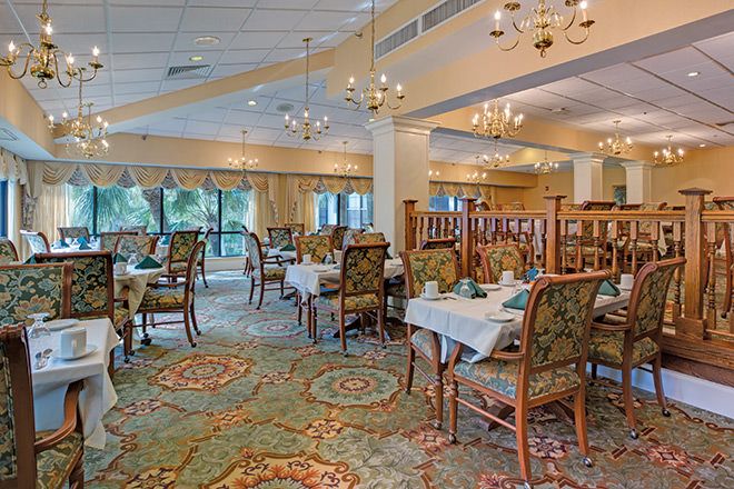 Regency Oaks - Get Pricing, Photos, Reviews & Amenities in Clearwater ...