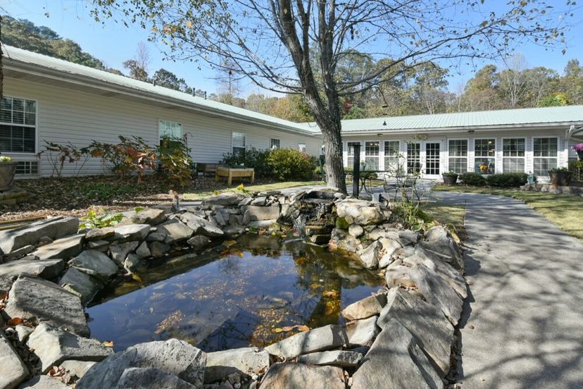 The 20 Best Assisted Living Facilities in Canton, GA | Seniorly