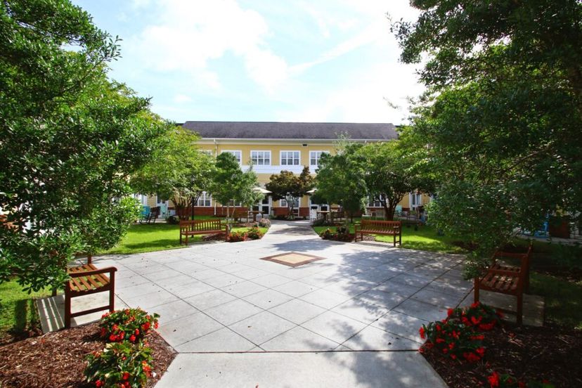 The 11 Best Assisted Living Facilities in Wilmington, NC | Seniorly