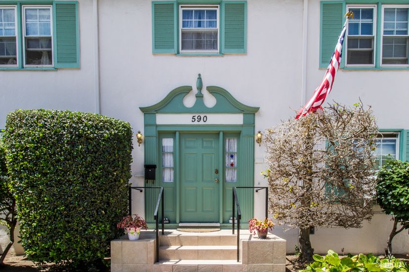 Chestnut House - Pricing, Photos and Floor Plans in San Carlos, CA